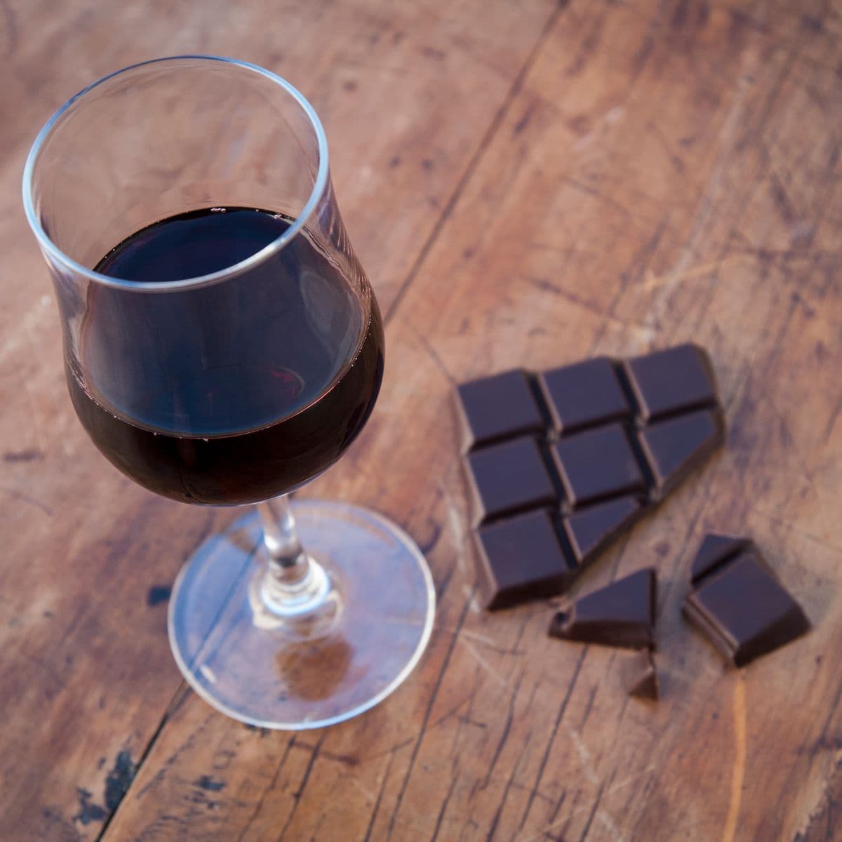 How to Pair Chocolate With Wine - Vegan Wine